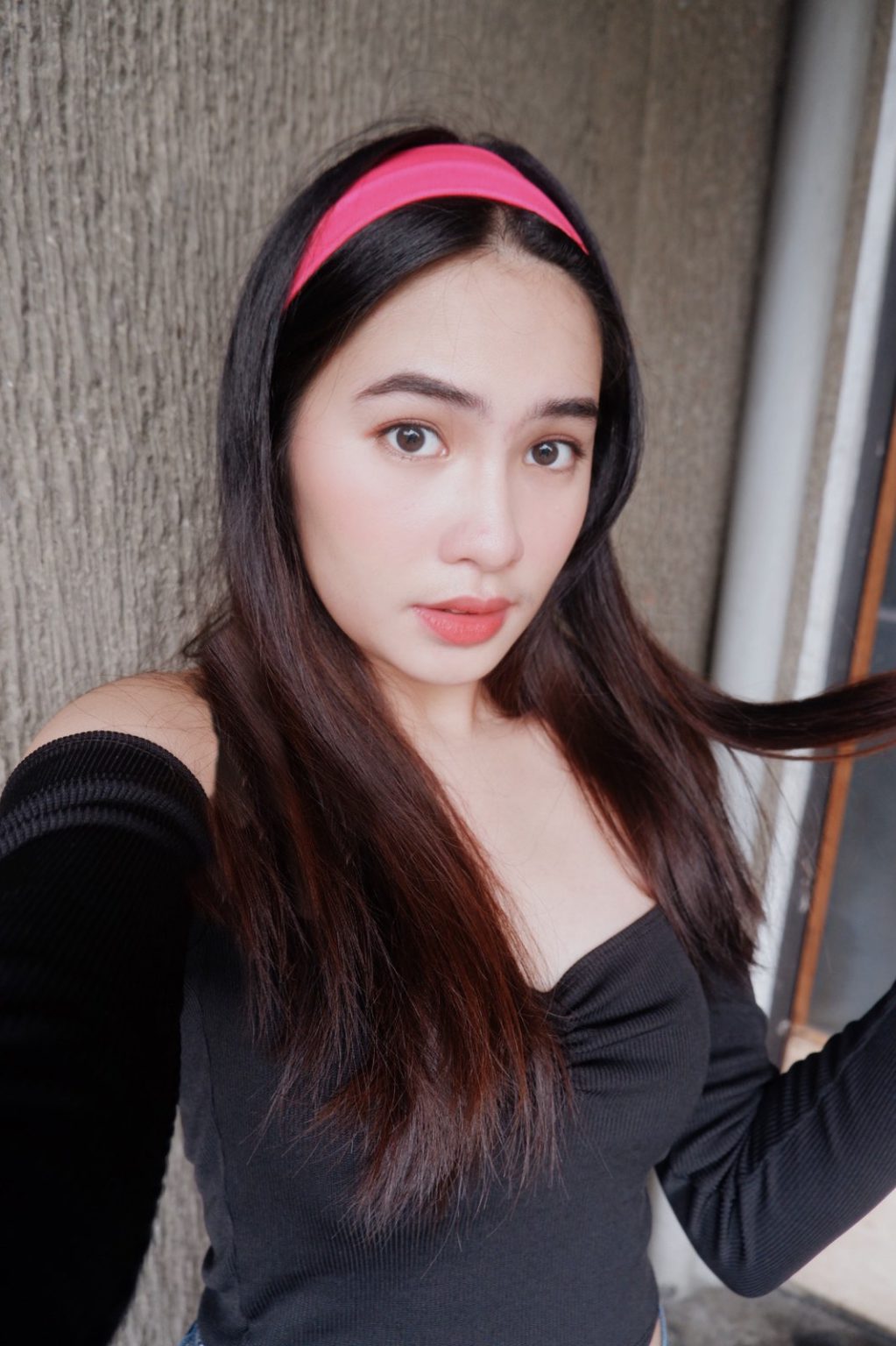 Get your Shawtout from Angela Gloria