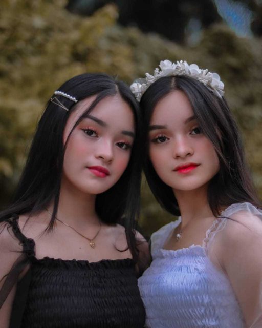 Get your Shawtout from Fabe Twins