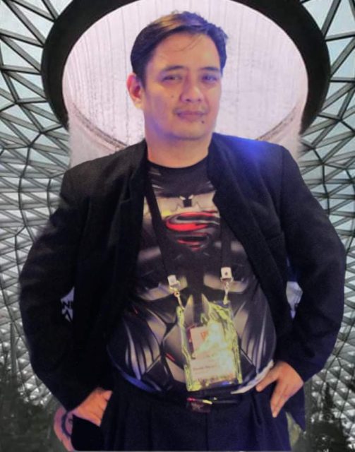 Get your Shawtout from David Valencia