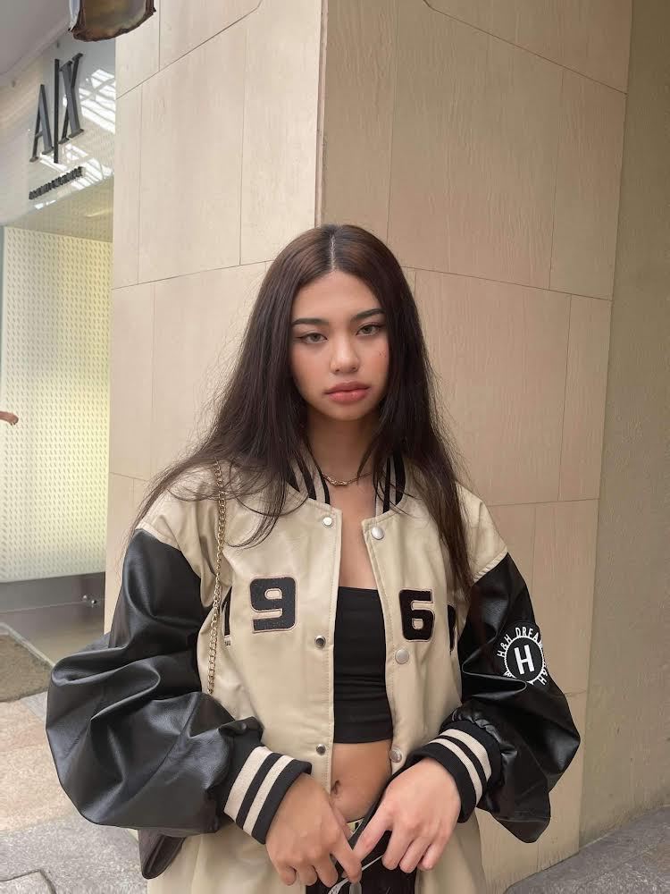Get your Shawtout from Micaella Miniano